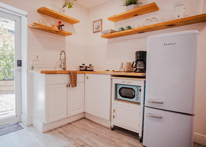 Top 18 Miami Cabin Rentals , Florida, United States |(Updated for 2026)